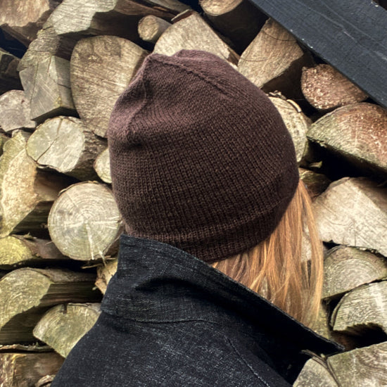 Strikkeopskrift Anes Hue glatstrikket | Hent opskriften her ...